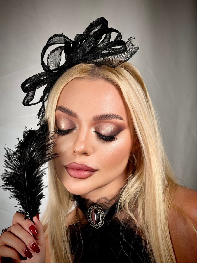 Mastering the Art of Covering Acne with Makeup - Make-Up Atelier Dubai ...